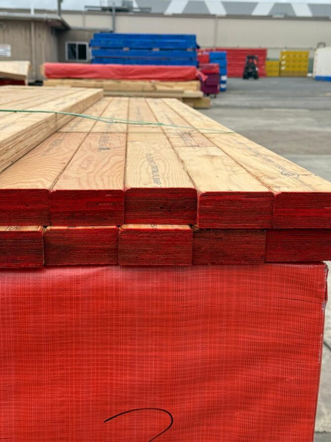 90 x 45 LVL F11 H2S - JD Timber